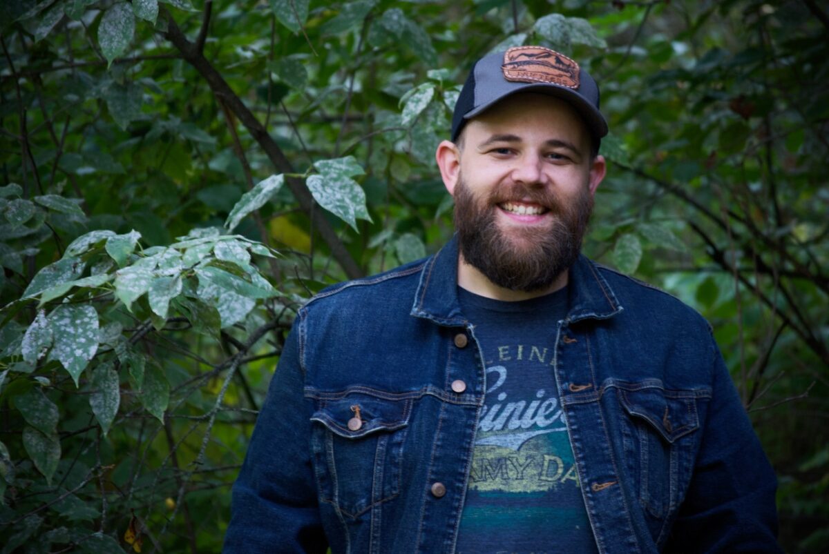 E.122: Dustin Schilling | Driftless Leather | La Crosse Local