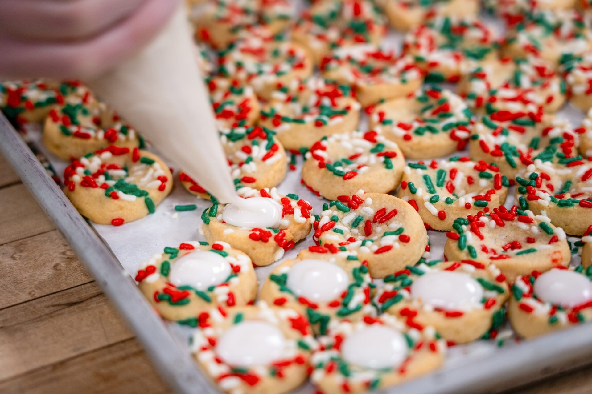 5 Local Food Gifts to Give This Holiday Season | La Crosse Local